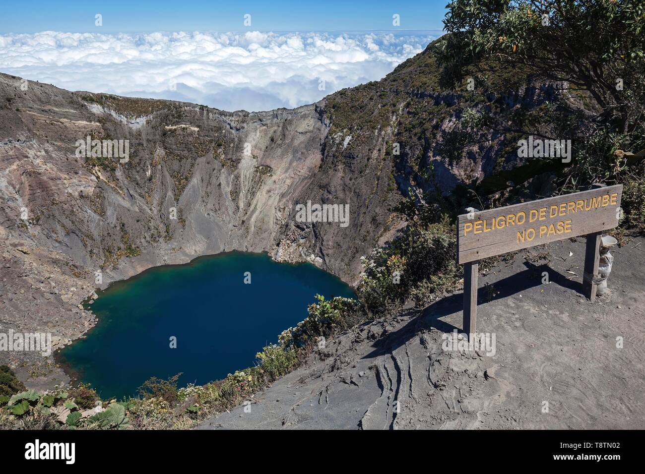 Main crater Irazu Volcano with blue crater lake, Irazu Volcano National ...