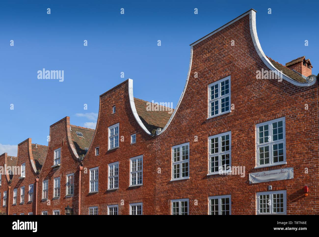 Red brick houses, row of houses Hollanderhauser, Dutch quarter ...