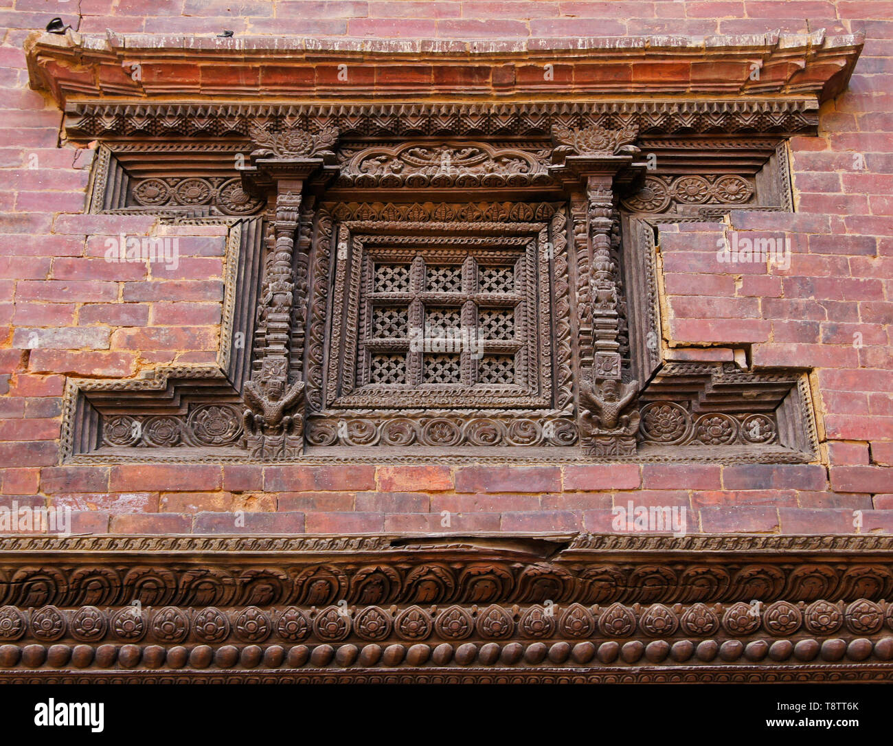 Palace wood hi-res stock photography and images - Alamy