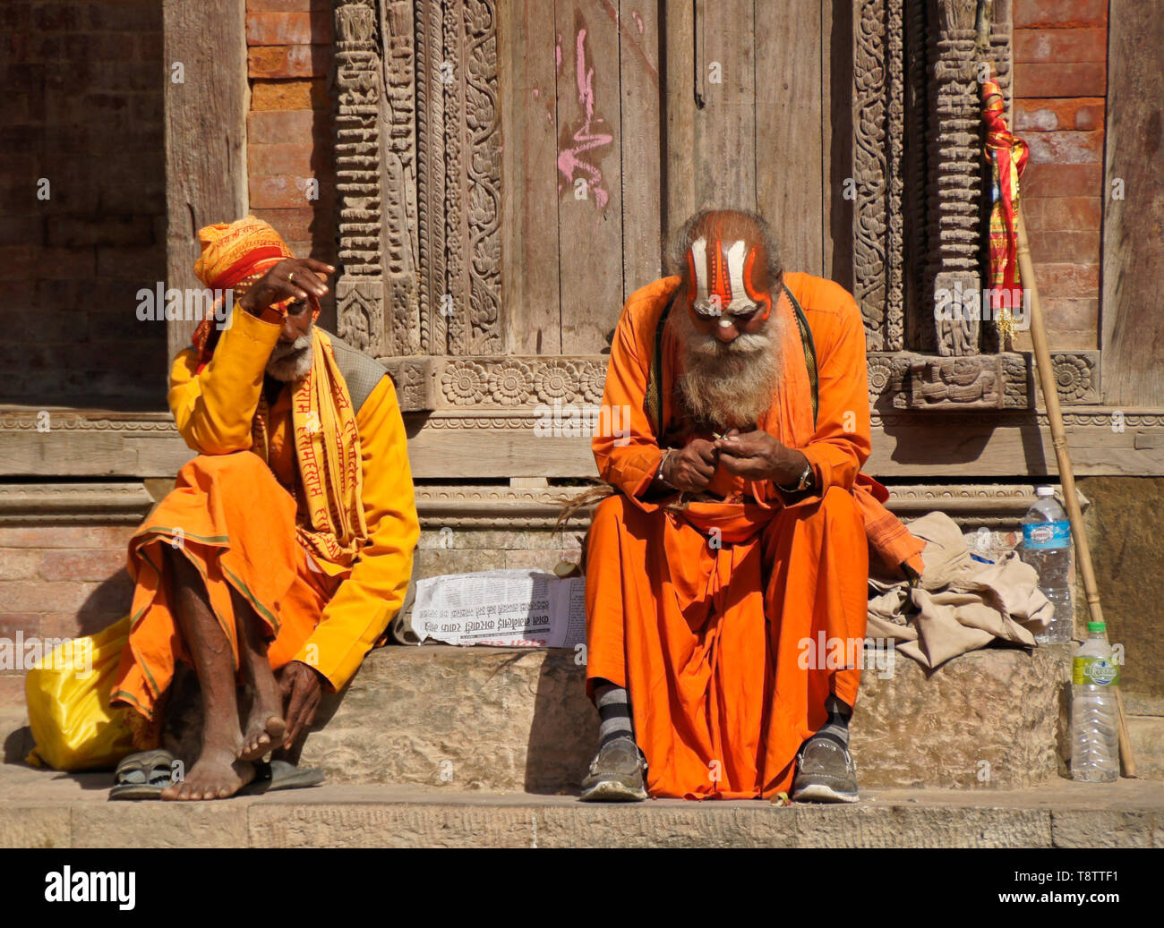 Two sadhu hi-res stock photography and images - Alamy