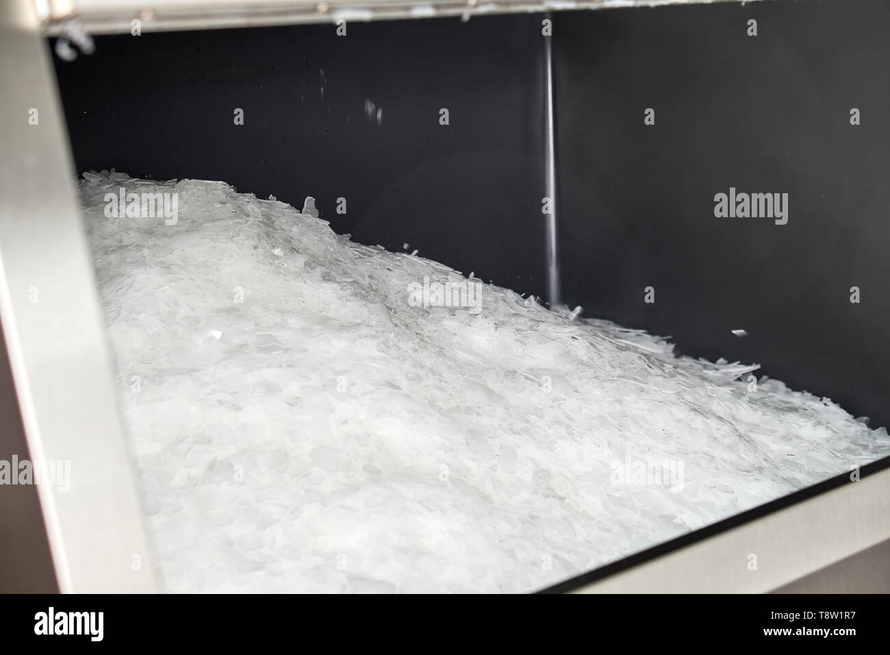 Industrial ice maker. Food cooling. Food service network. Professional ...