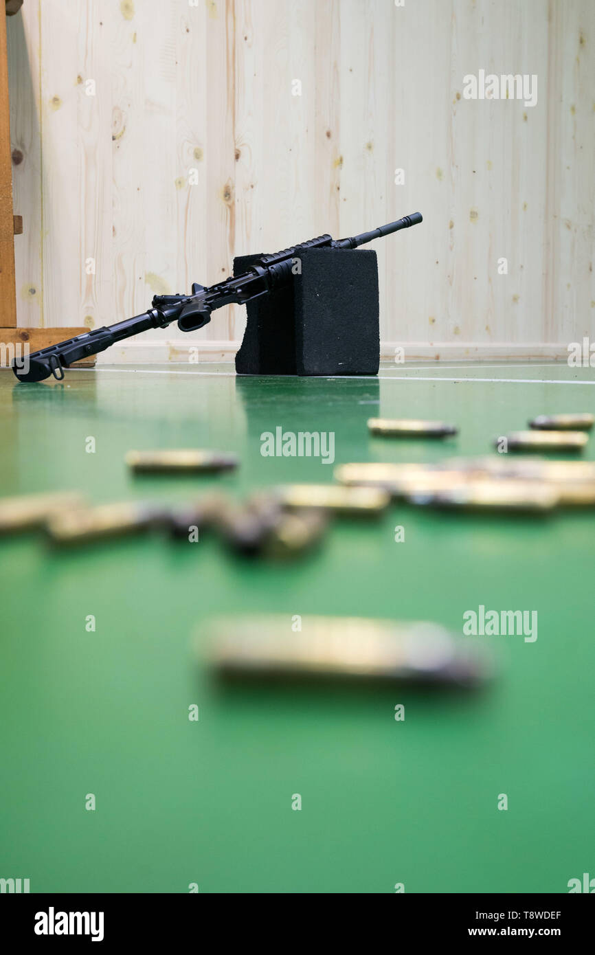 25 meter range hi-res stock photography and images - Alamy