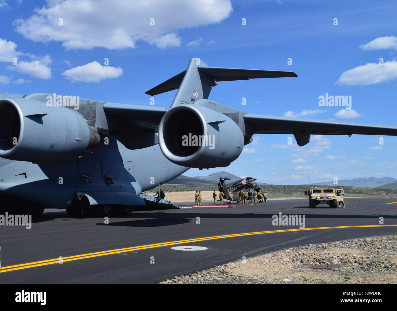 446th airlift wing hi-res stock photography and images - Alamy