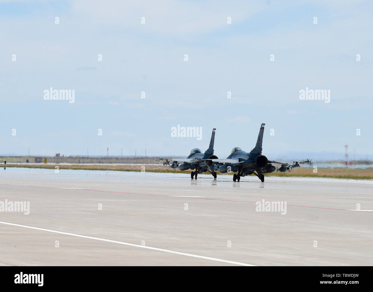 Two F-16 Fighting Falcons assigned to the Air National Guard’s 149th ...