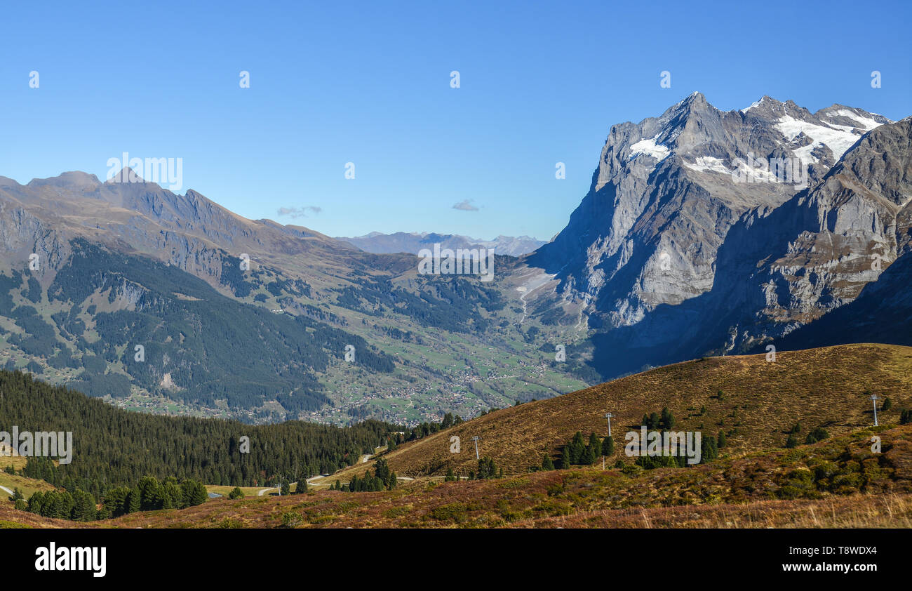 Mountainscape of Grindelwald, Switzerland. Pretty Swiss Grindelwald ...