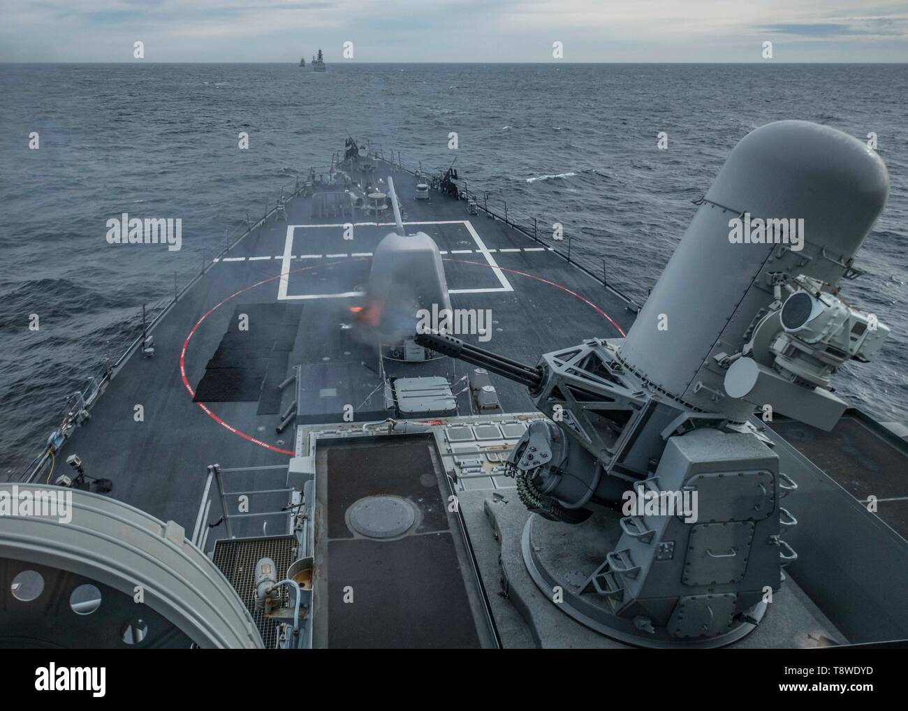 190513-N-TI693-0214 ATLANTIC OCEAN (May 13, 2019) - The Arleigh Burke ...