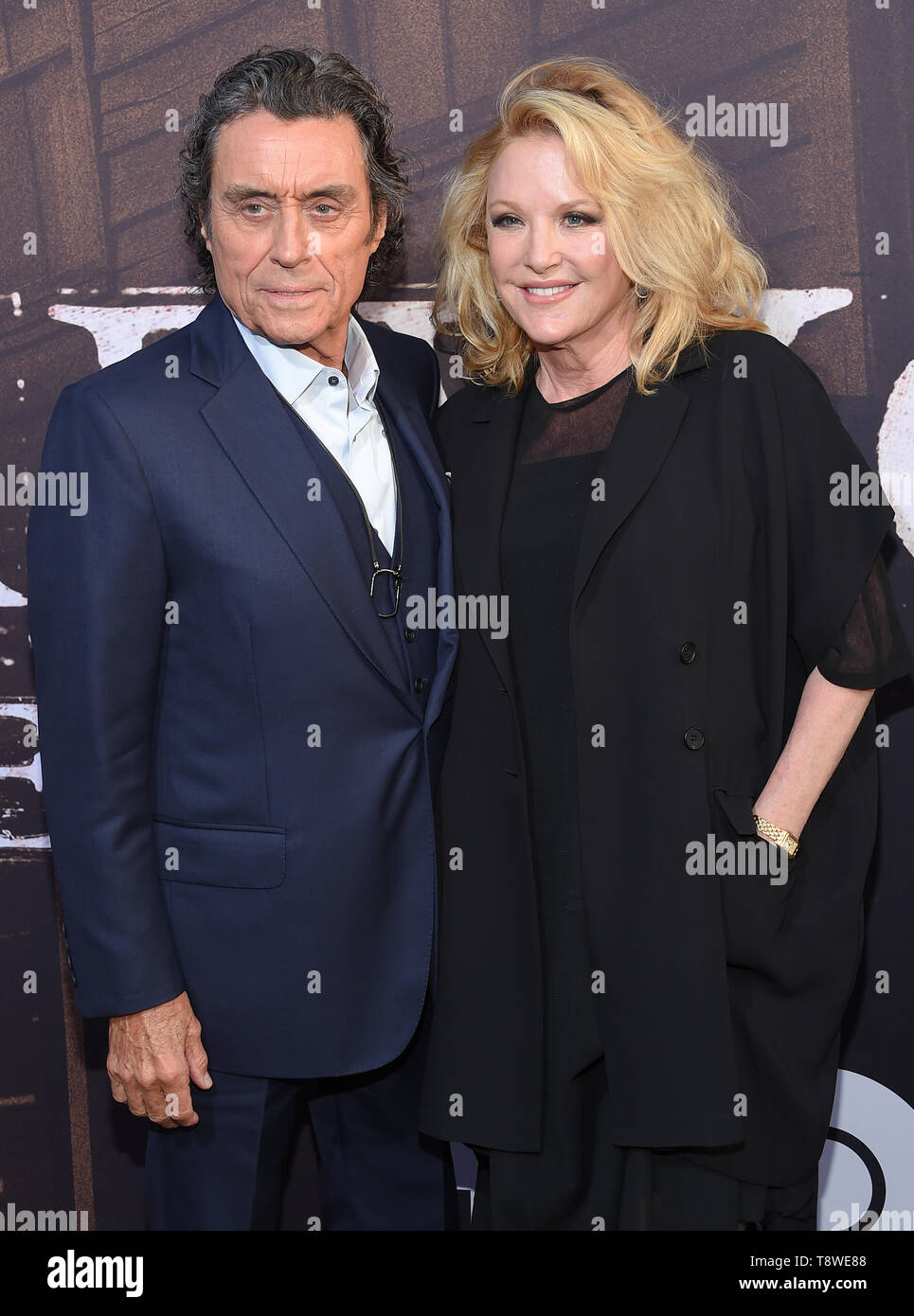 Ian mcshane with gwen humble hi-res stock photography and images - Alamy