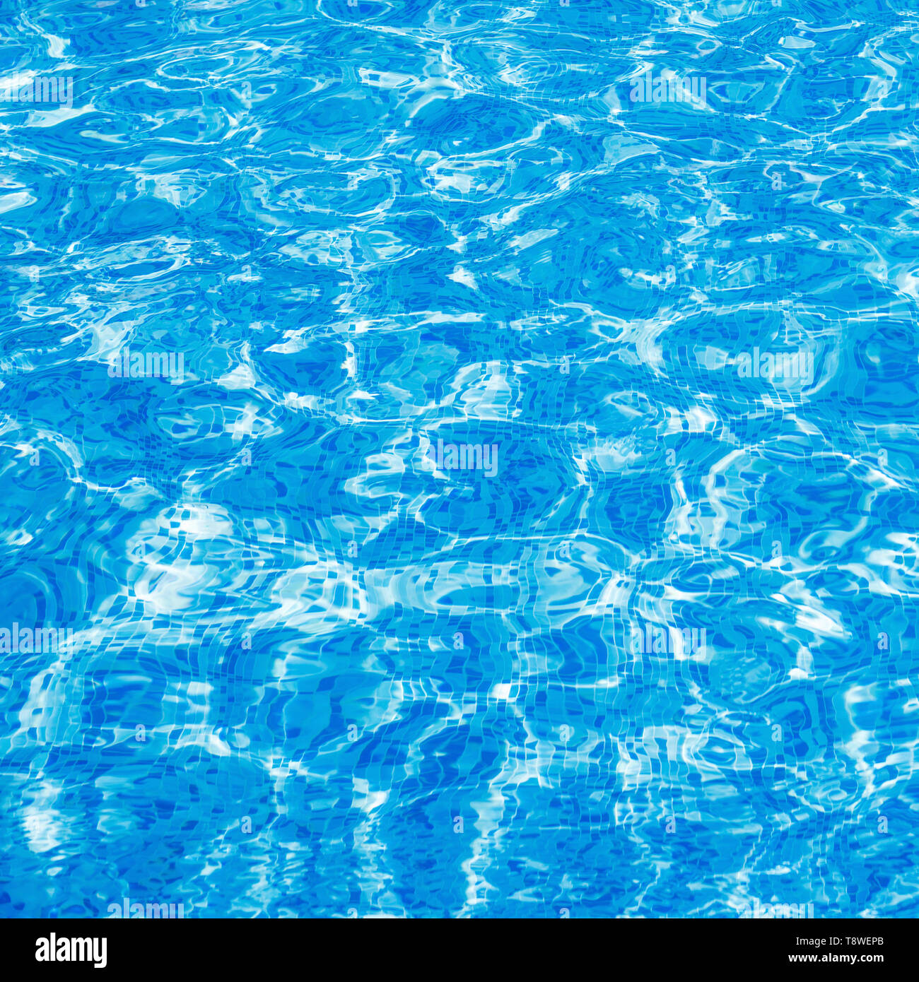 Wet pool texture hi-res stock photography and images - Alamy