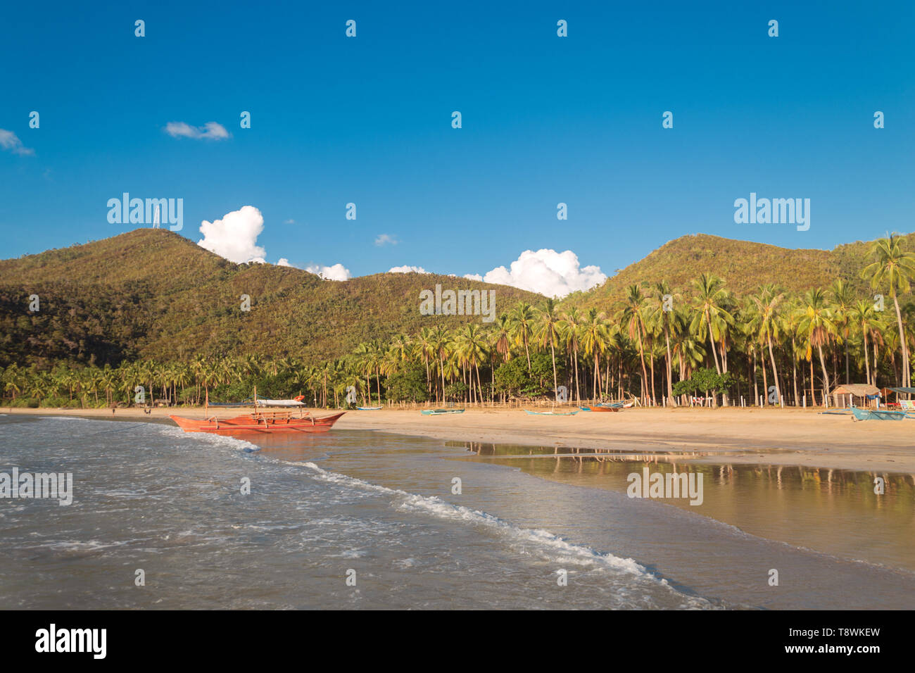 Seascape photo taken in Nagtabon beach, Palawan, Philippines Stock ...