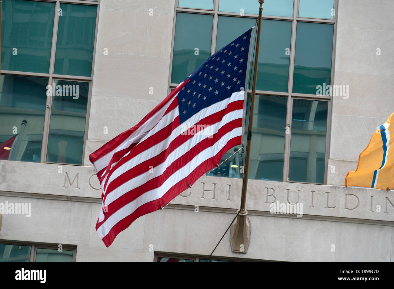 Row windows on washington hi-res stock photography and images - Alamy