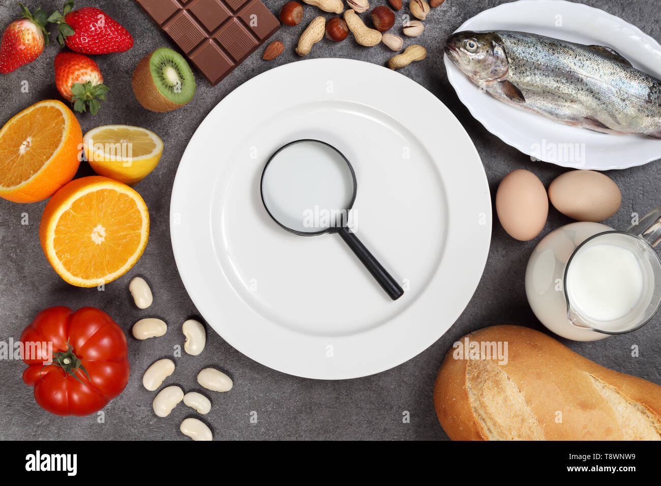 Fruits vegetables concept peas hi-res stock photography and images - Alamy