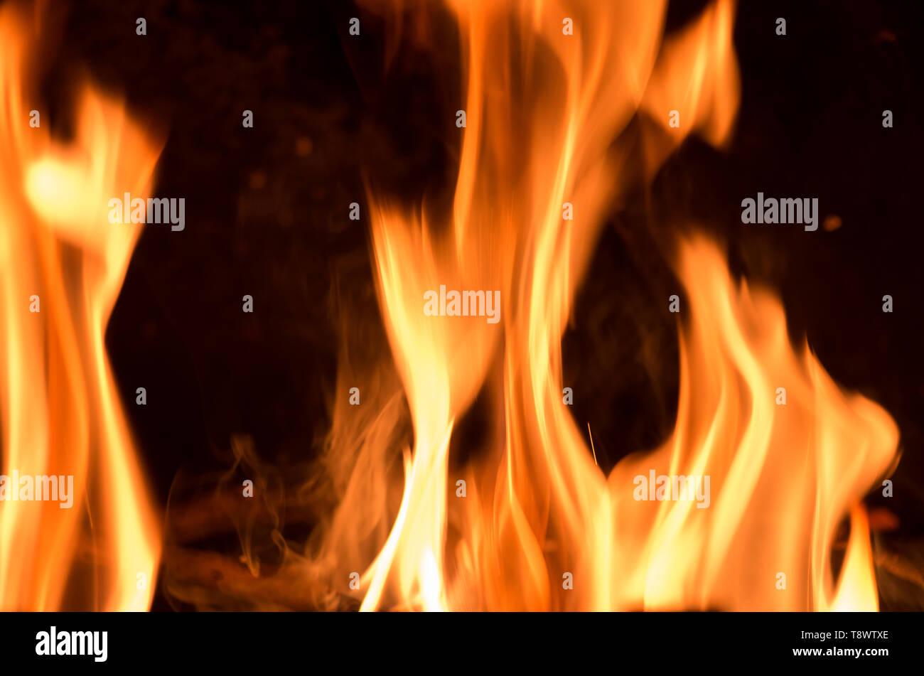 Natural Light Burning Log Fire Flames Close Up Stock Photo Alamy natural-light-burning-log-fire-flames-close-up-stock-photo-alamy