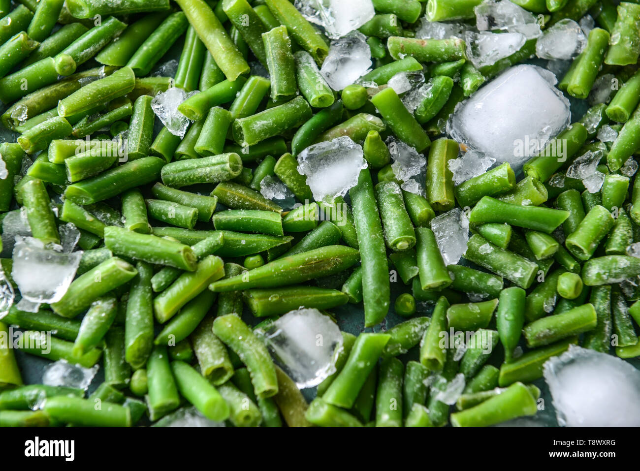Deep frozen beans hi-res stock photography and images - Alamy