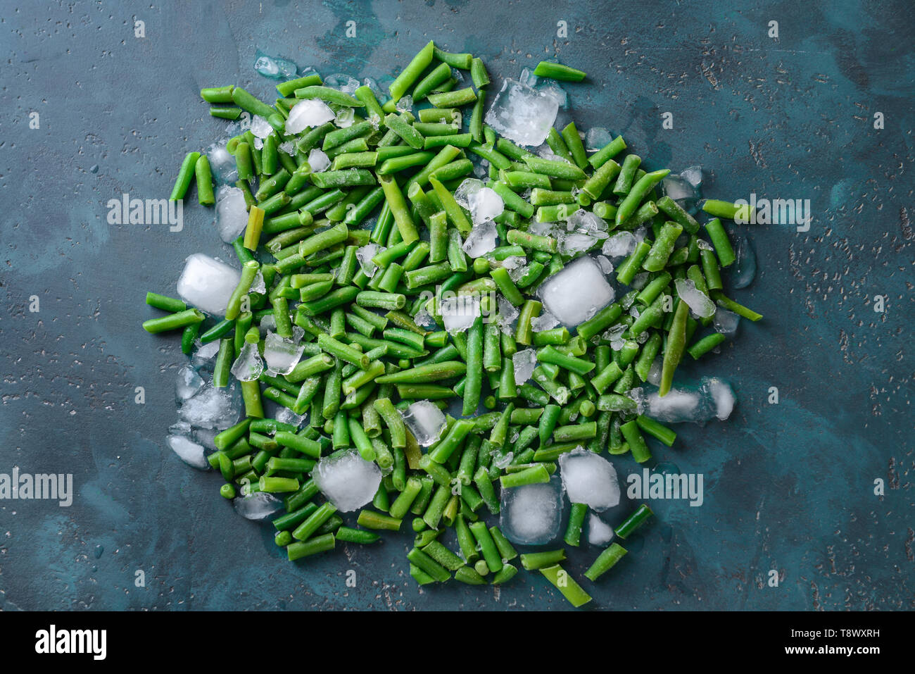 Frozen vegetables ice cubes hi-res stock photography and images - Alamy