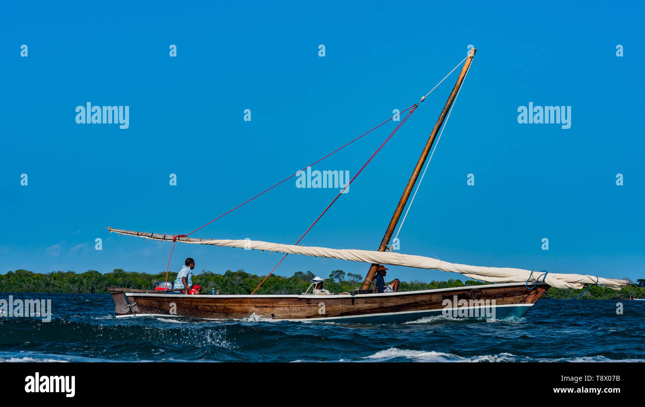 Dhow safari hi-res stock photography and images - Alamy
