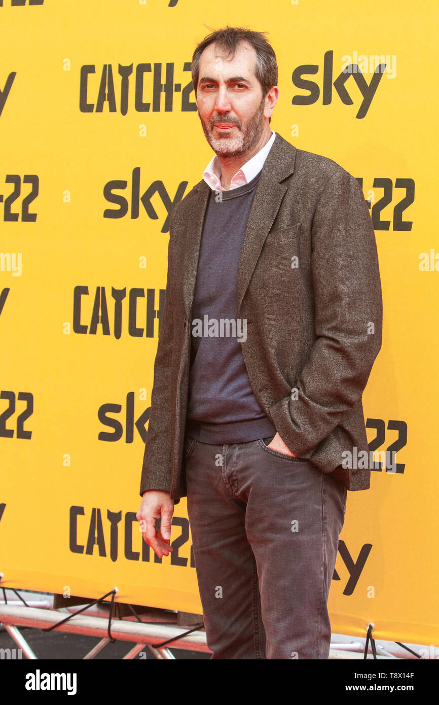 Serie tv catch 22 hi-res stock photography and images - Alamy
