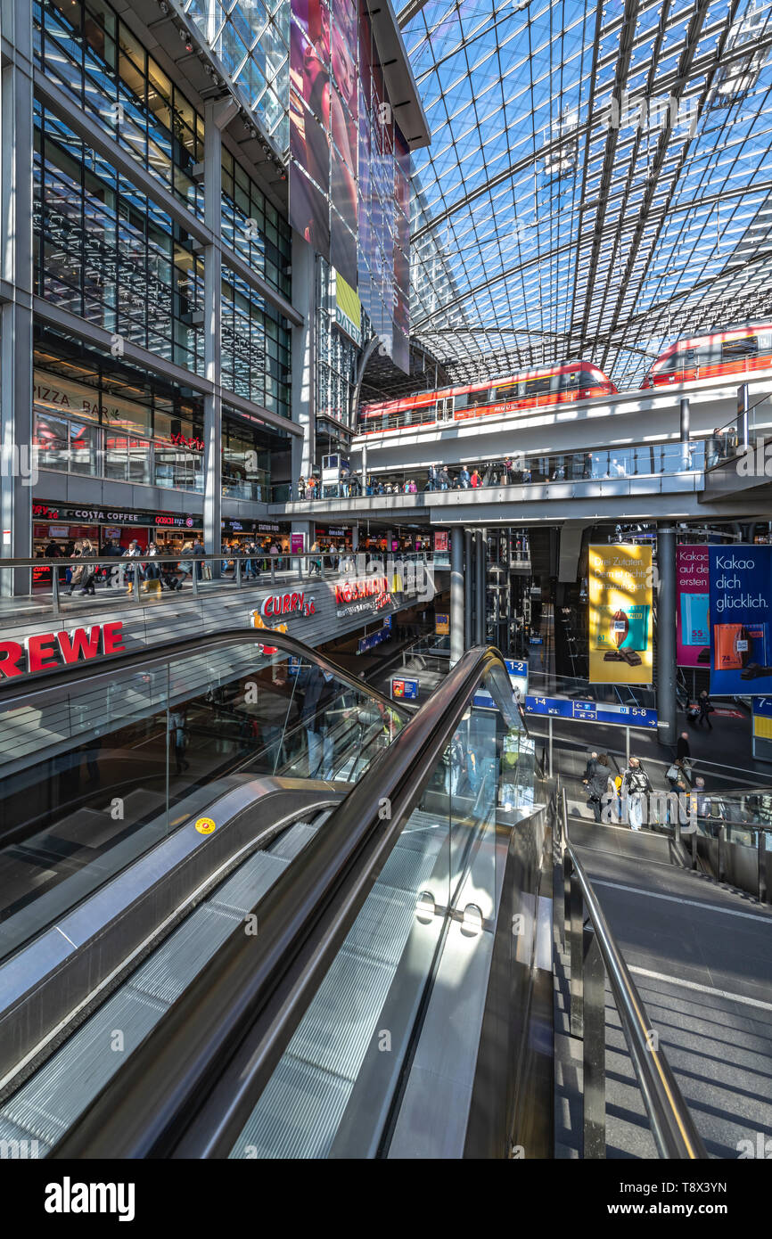 Berlin Hauptbahnhof - Central Railway Station. Opened in 2006 ...