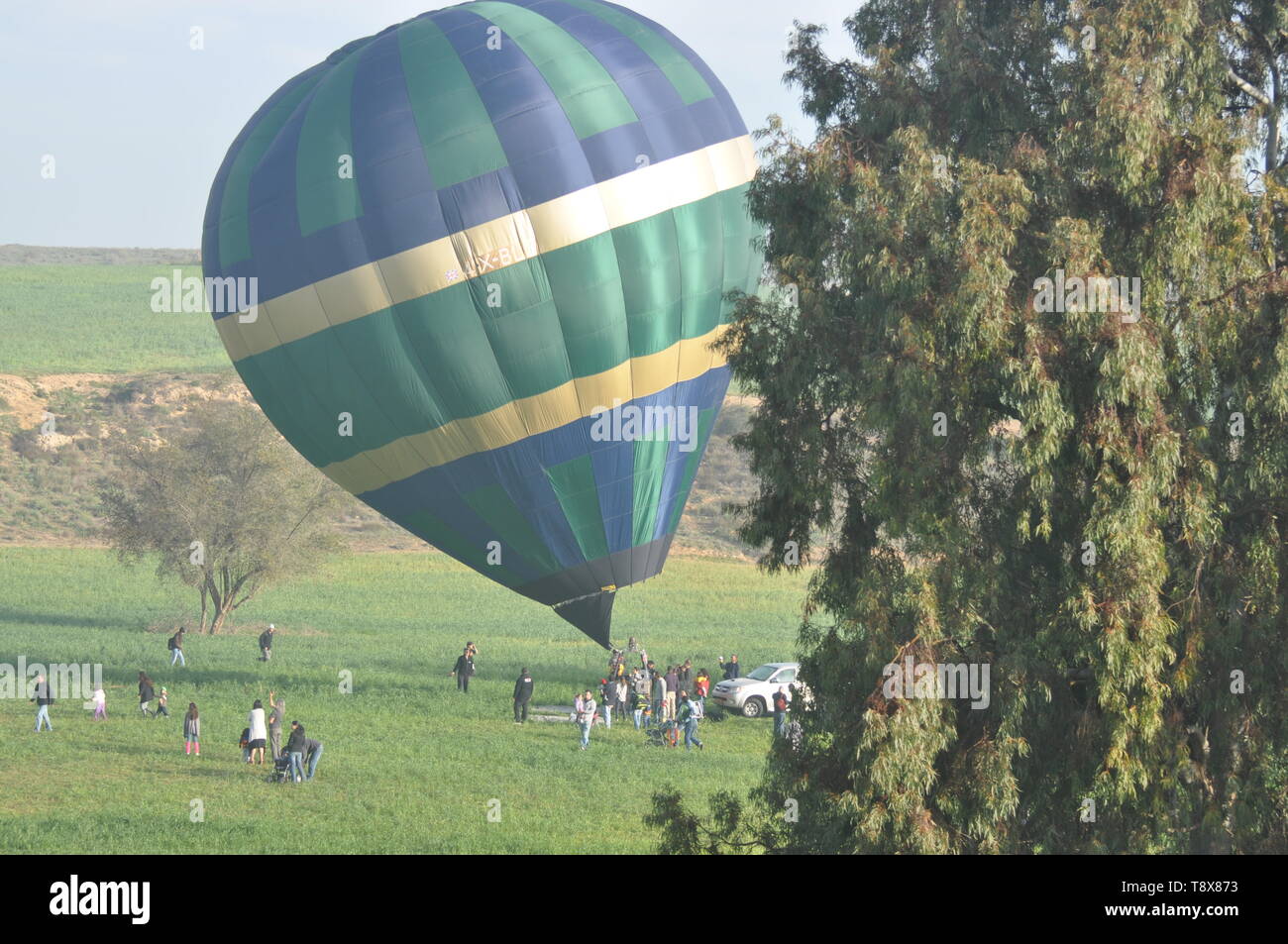 A hot air balloon rises to the sky Stock Photo - Alamy