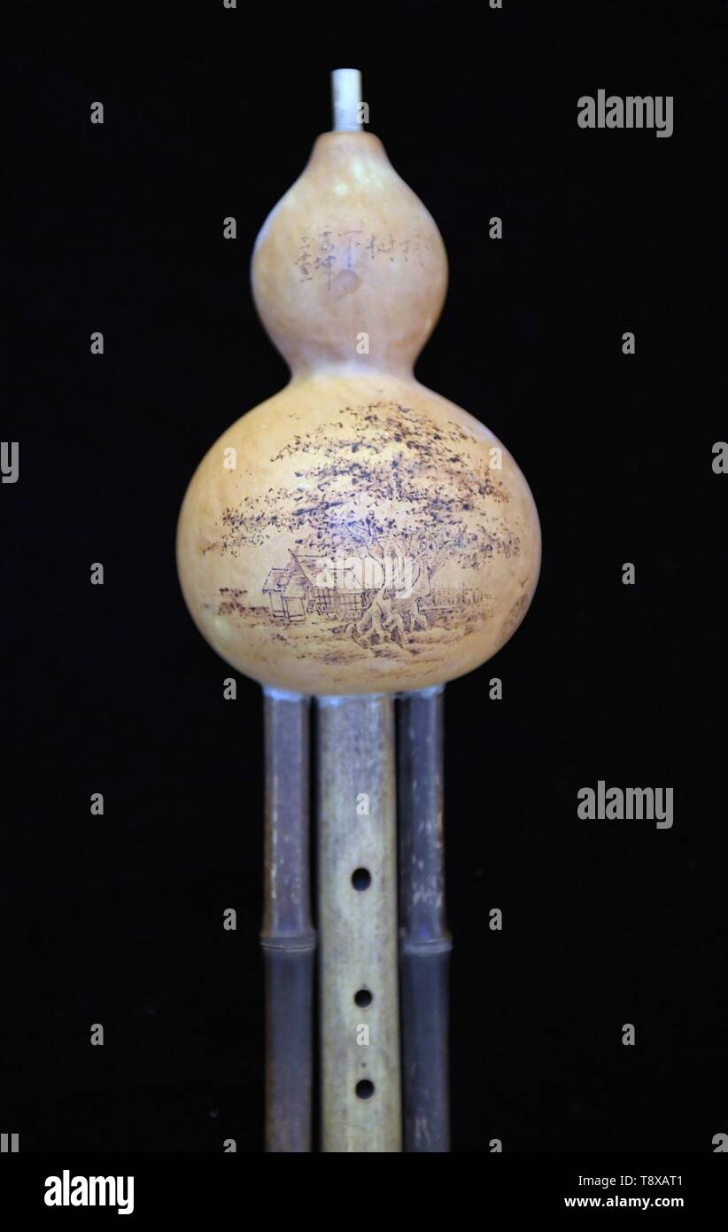 Reed pipe making hi-res stock photography and images - Alamy