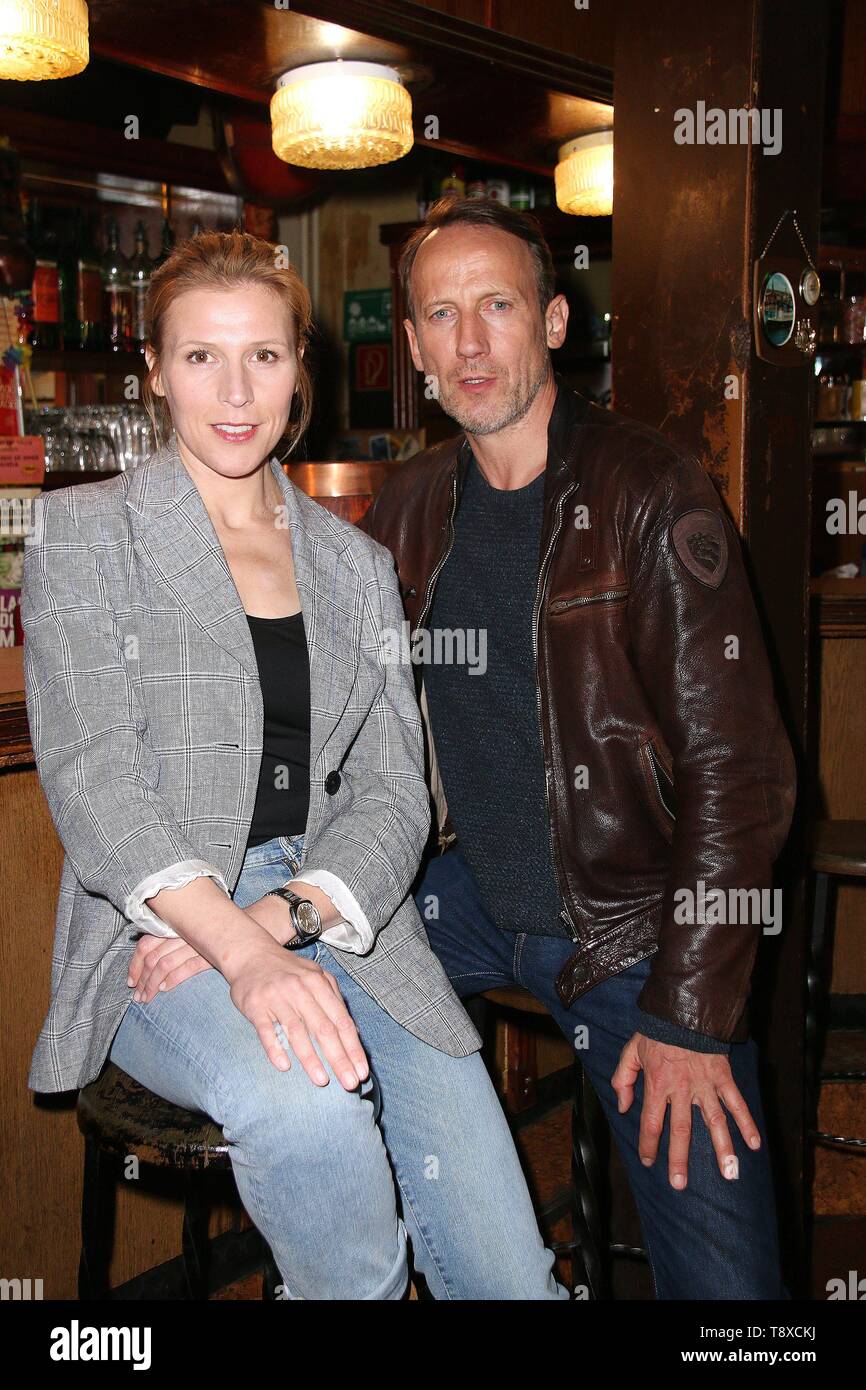 Hamburg, Deutschland. 14th May, 2019. Franziska Weisz and Wotan Wilke ...