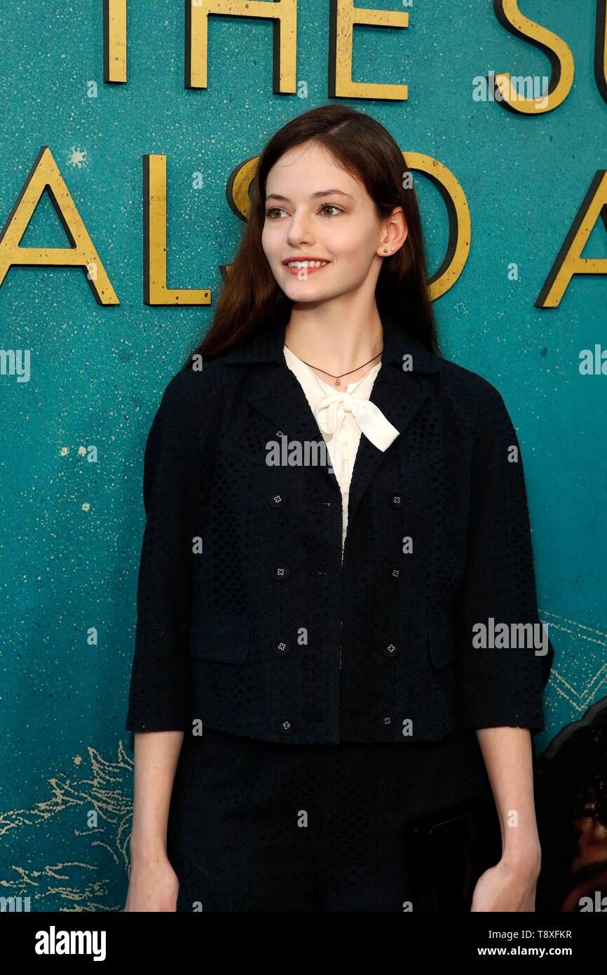 Los Angeles, CA, USA. 13th May, 2019. Mackenzie Foy at arrivals for THE ...