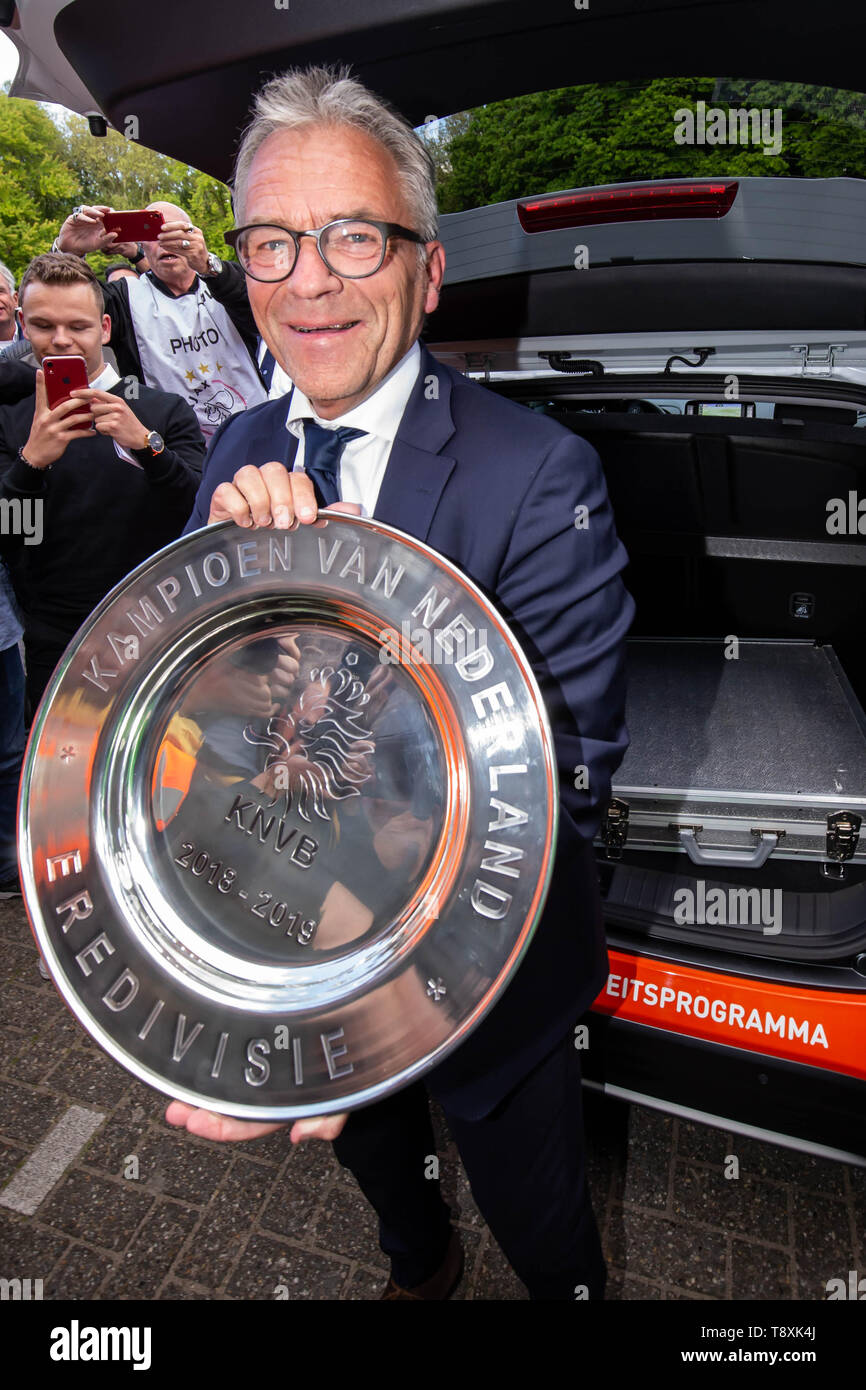 Championship shield hi-res stock photography and images - Alamy