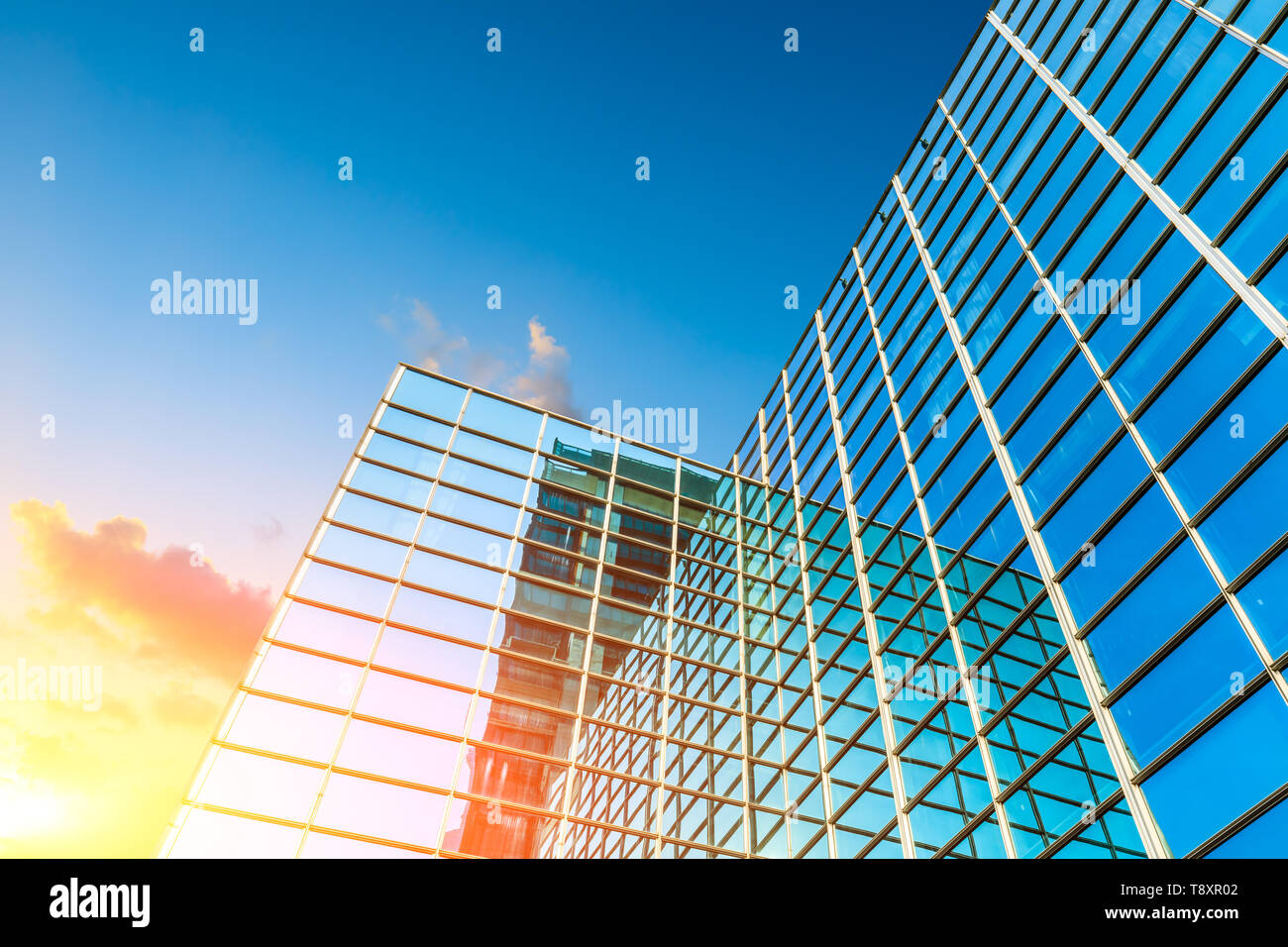 Modern office building detail hi-res stock photography and images - Alamy