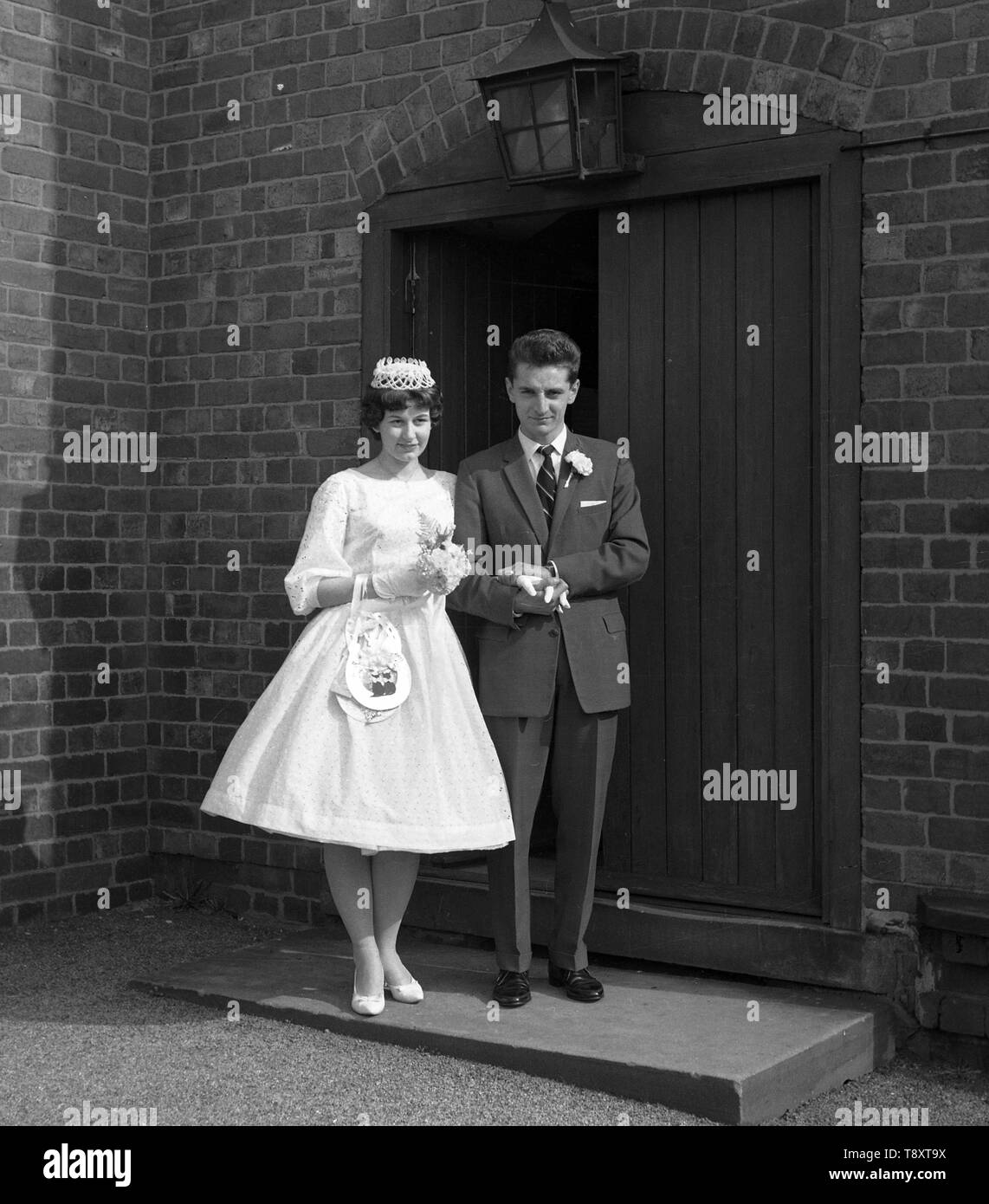 1960s wedding dress hi-res stock photography and images - Alamy