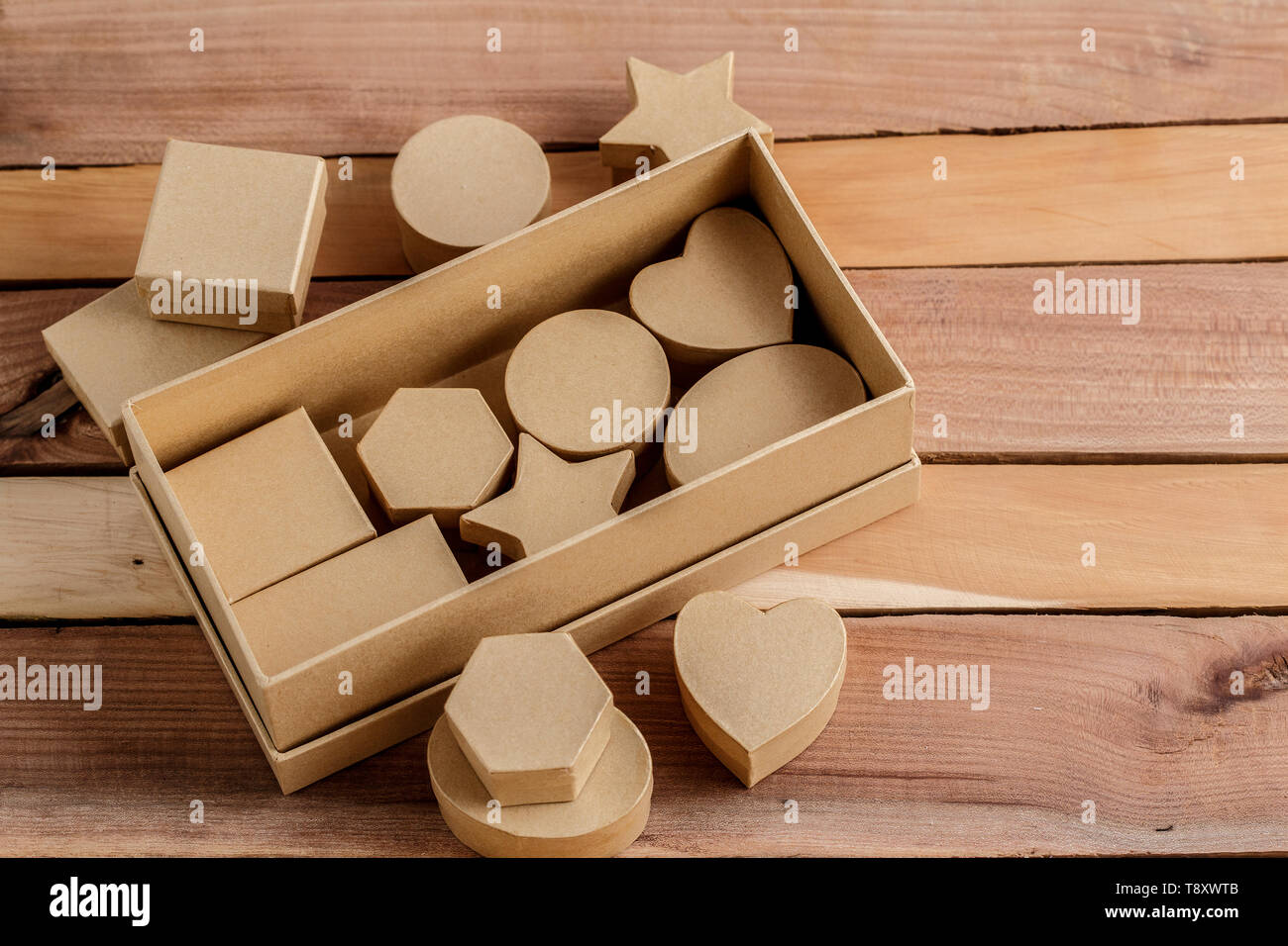 environmental friendly cardboard boxes Stock Photo - Alamy