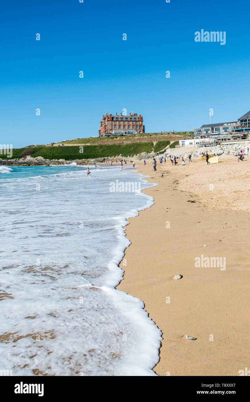 Incoming tide on a sunny Fistral Beach in Newquay in Cornwall Stock ...