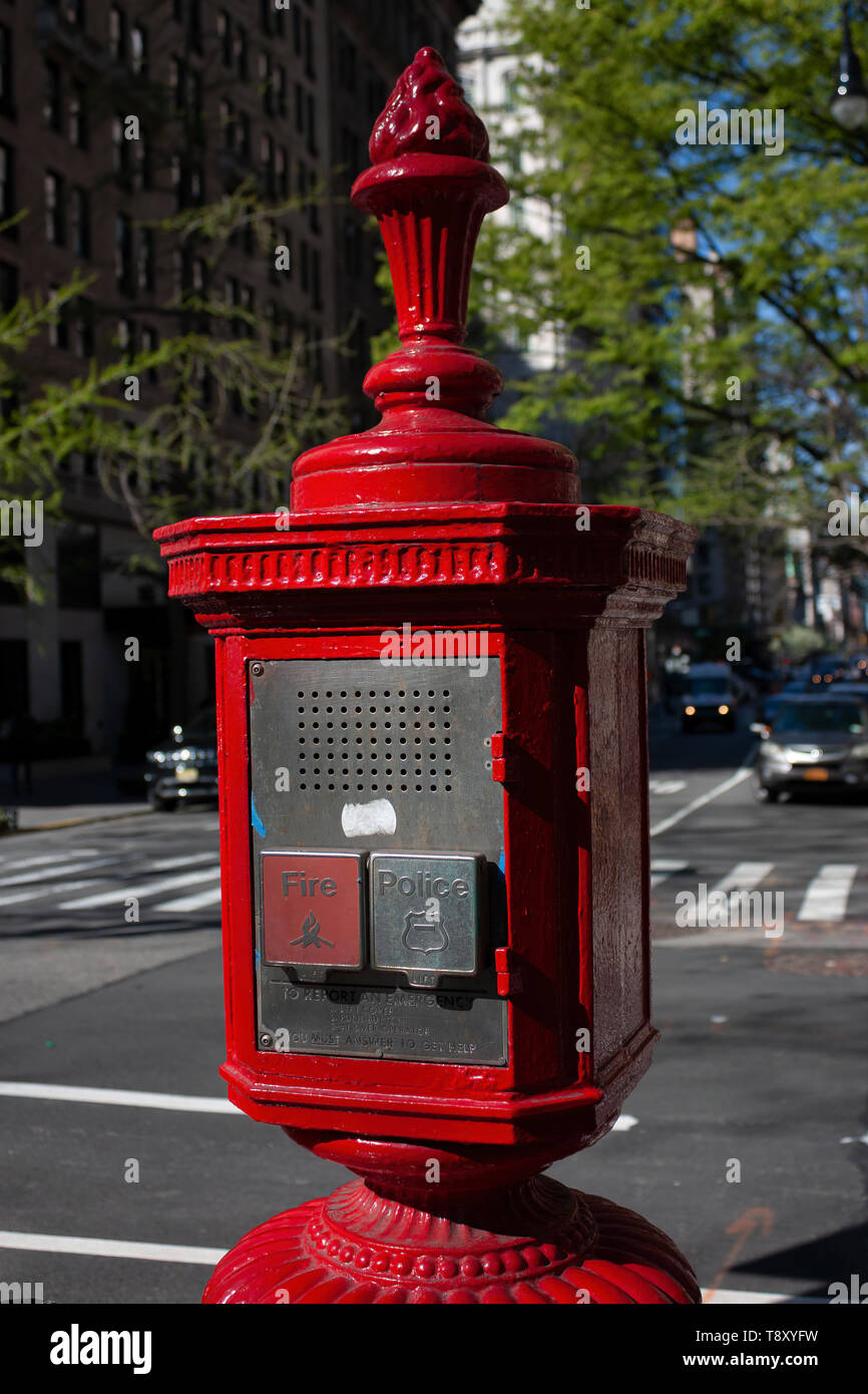 Fire alarm call box hi-res stock photography and images - Alamy