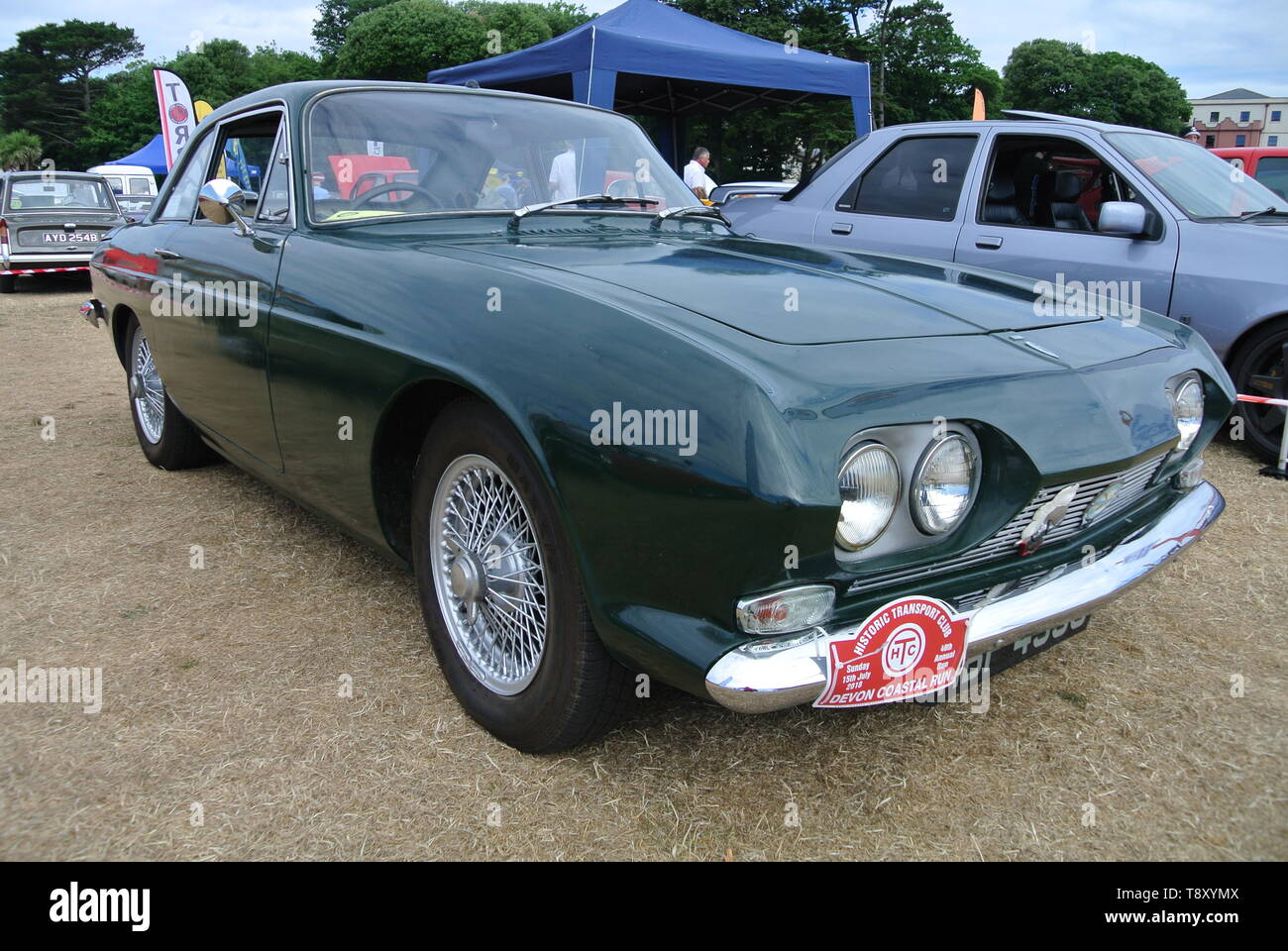 Reliant Scimitar GT SE4 parked up on display at Riviera classic car ...