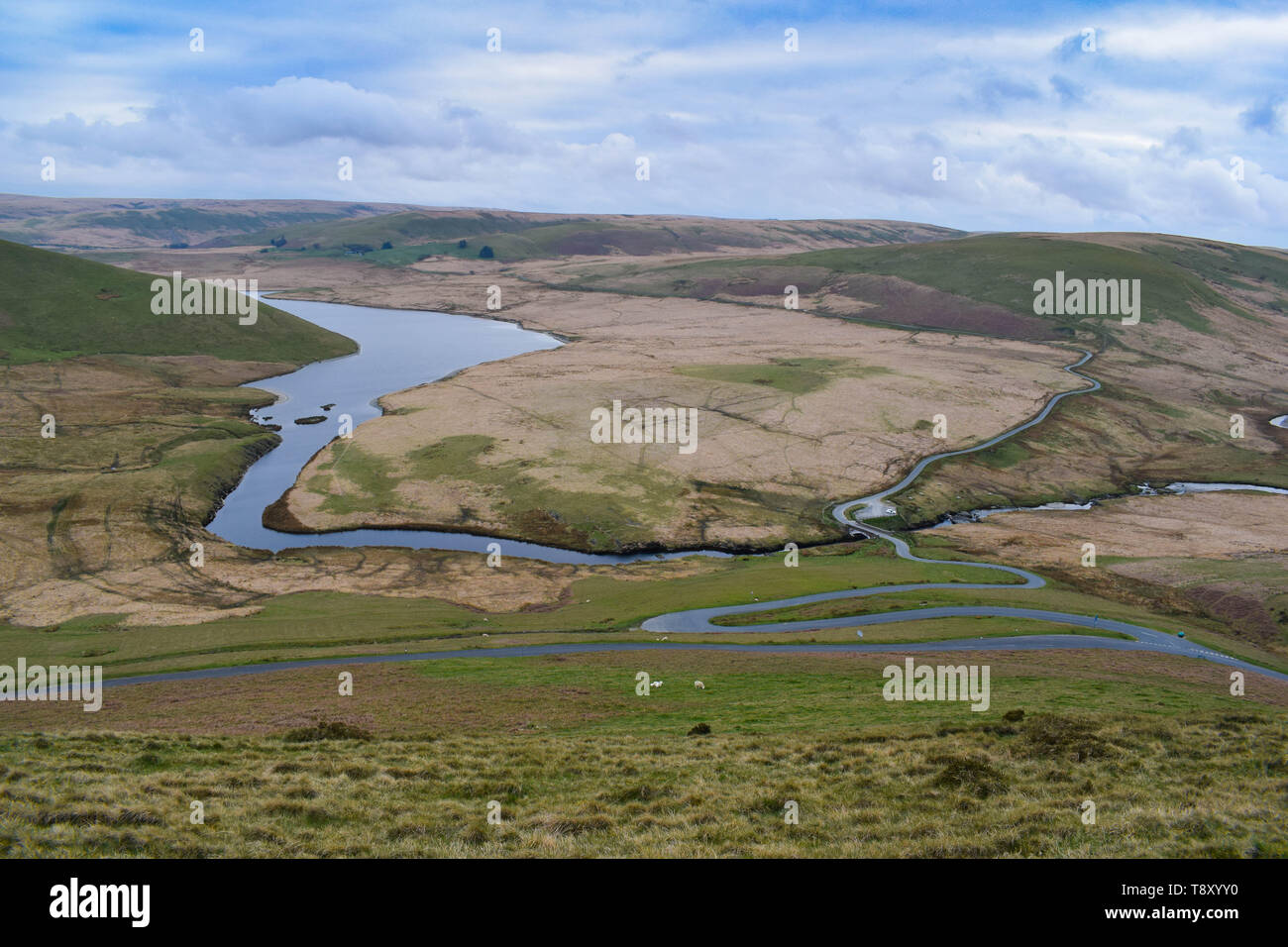 Welsh hills and valleys hi-res stock photography and images - Alamy