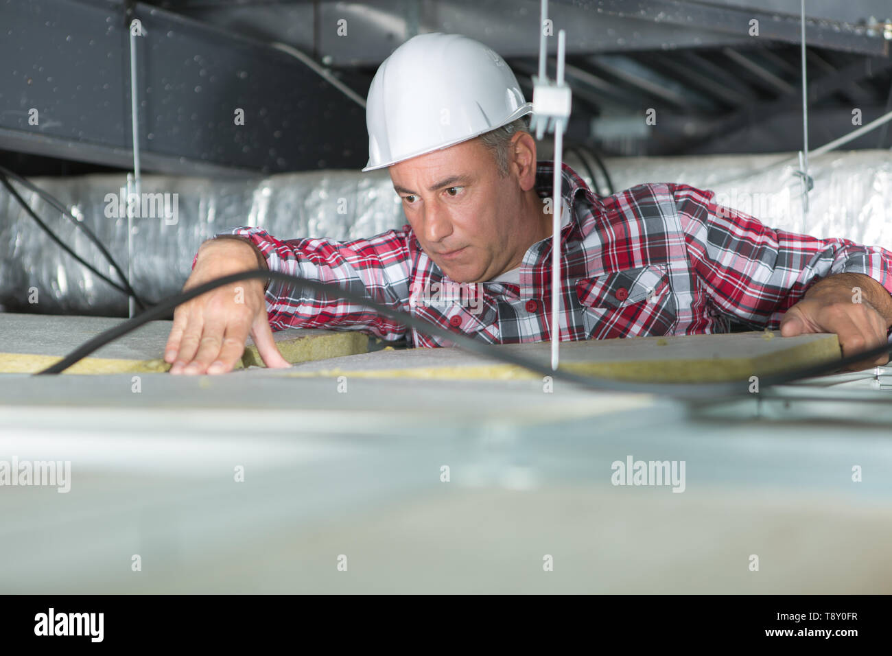 Data cables ceiling hi-res stock photography and images - Alamy