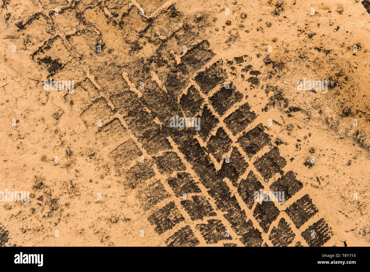 Tire tracks in Dry Mud - taken in Reykjanes, Iceland Stock Photo - Alamy