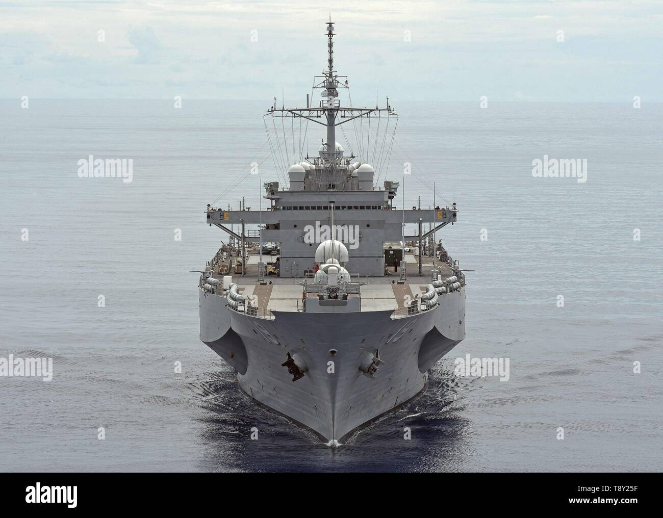 The U.S. Navy Blue Ridge-class amphibious command ship USS Blue Ridge ...
