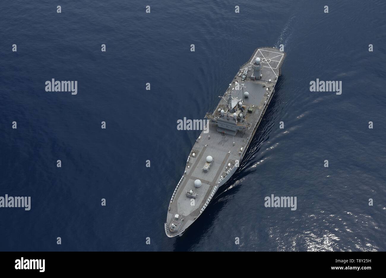 The U.S. Navy Blue Ridge-class amphibious command ship USS Blue Ridge ...