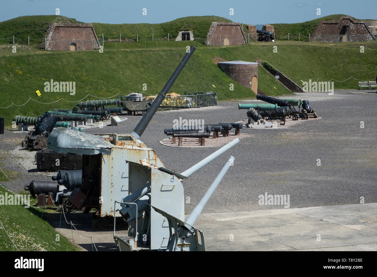 England, Hampshire, Portchester, Fort Nelson, parade ground & guns ...