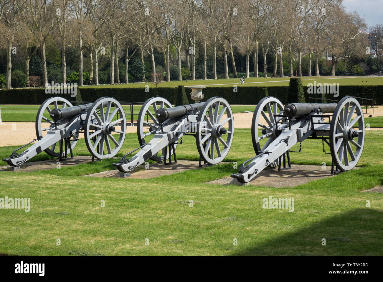 England, London, Royal Hospital Chelsea, cannons on forecourt Stock ...