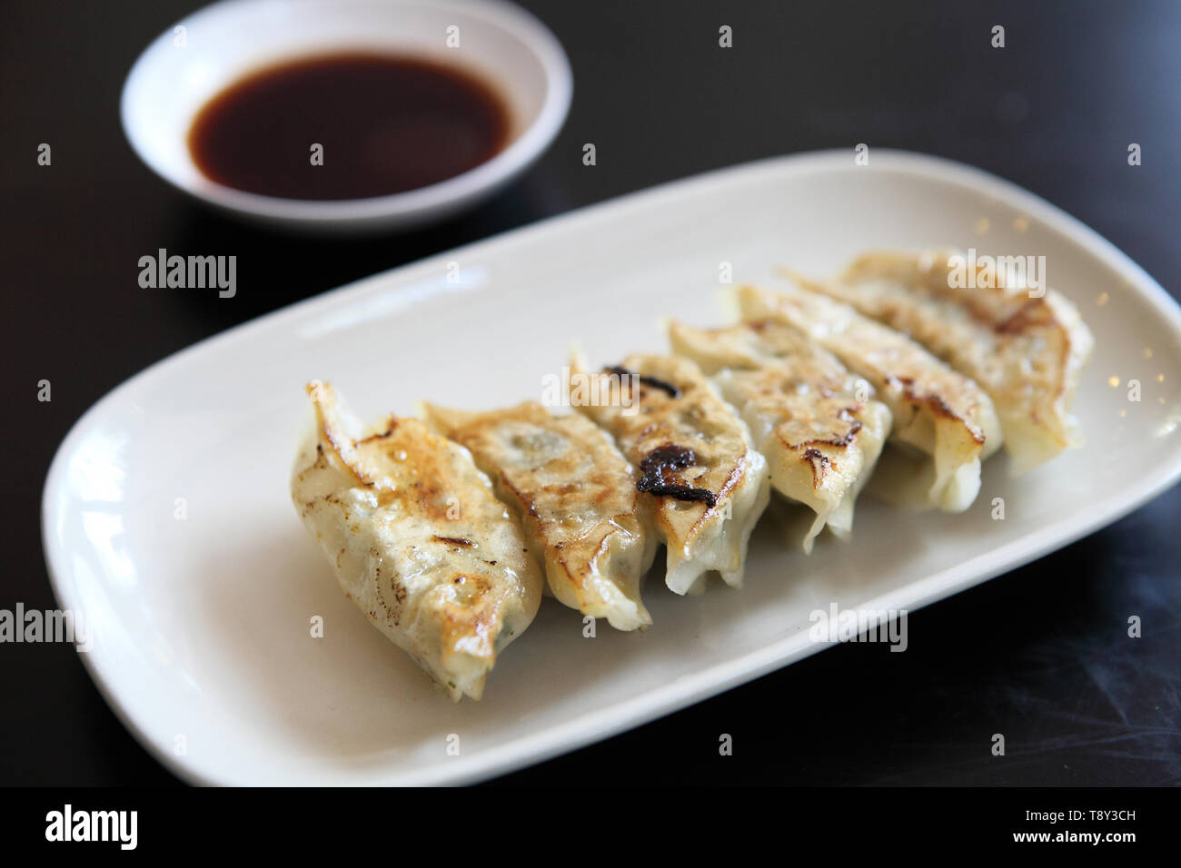 Gyoza hi-res stock photography and images - Alamy