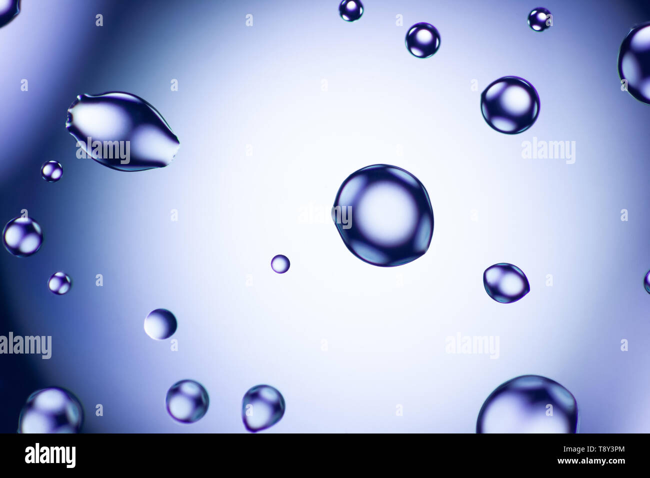 Water drops abstract background hi-res stock photography and images - Alamy