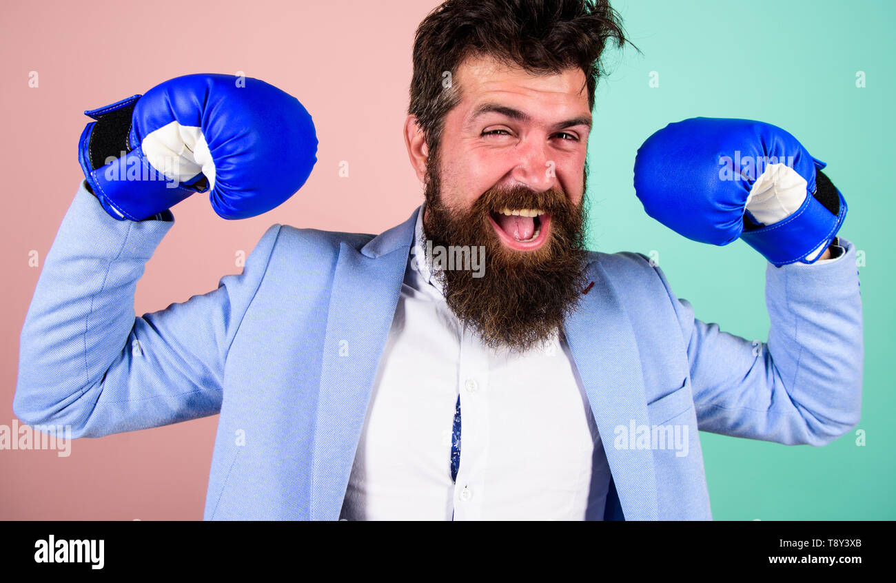 Defend yourself hi-res stock photography and images - Alamy