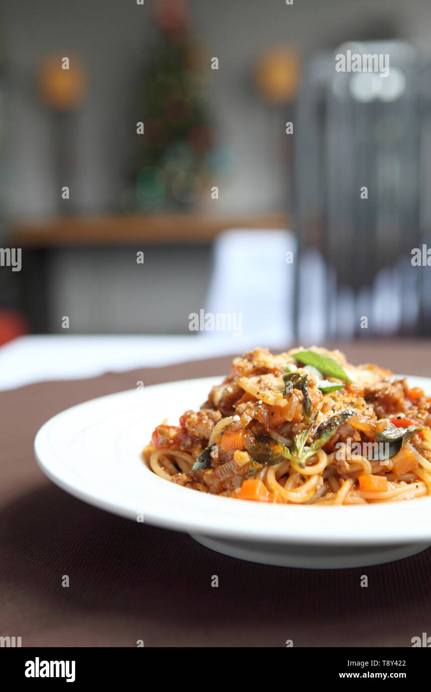 Spaghetti bolognese fresh parsley hi-res stock photography and images ...