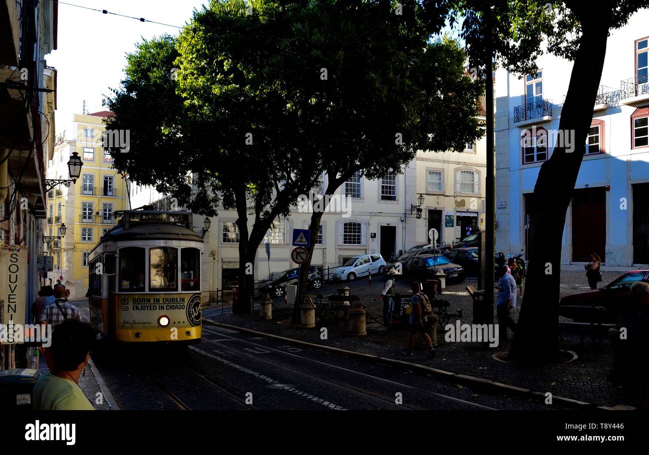 Zentrum innenstadt hi-res stock photography and images - Alamy