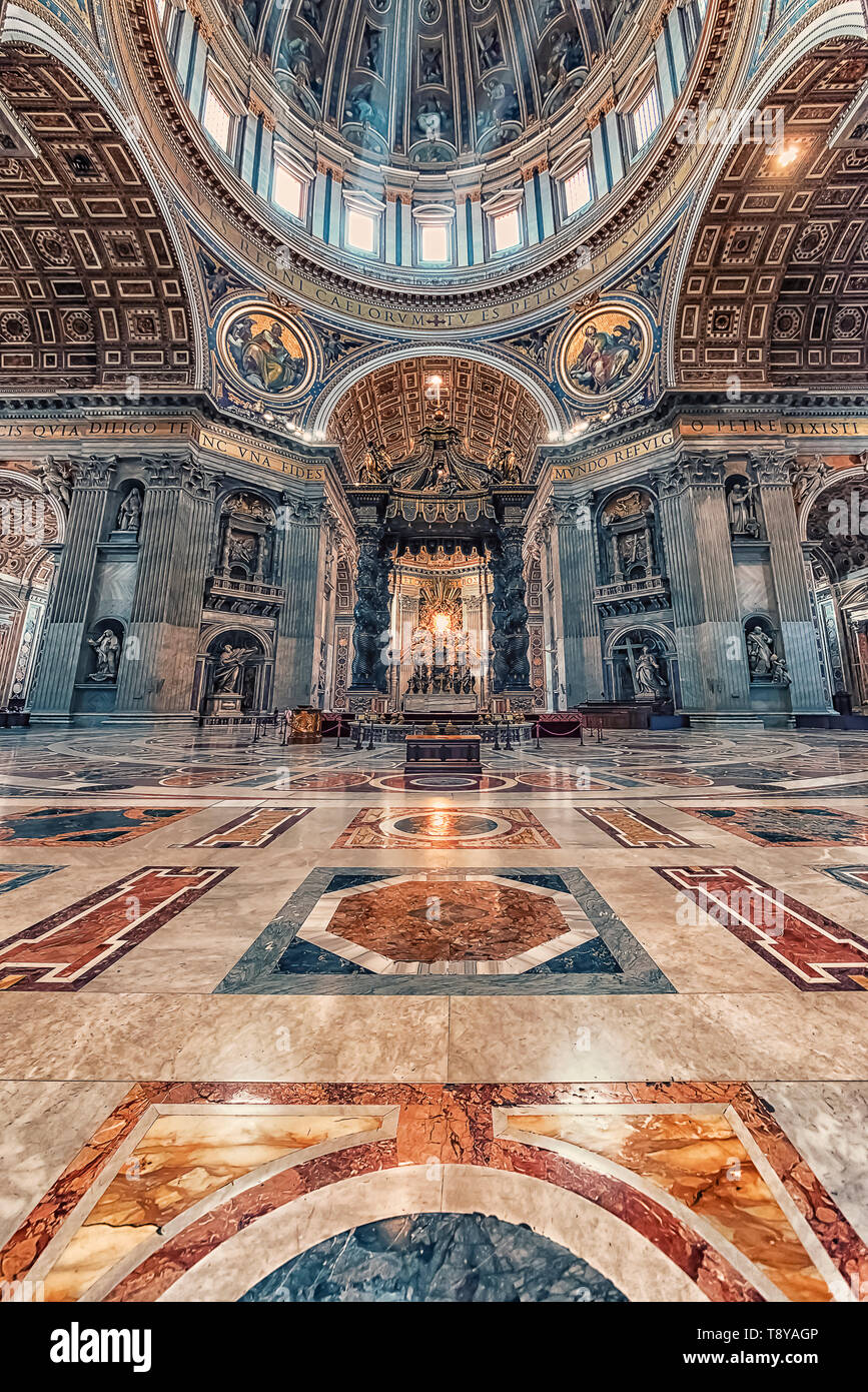 Sculpture statue inside st peters basilica hi-res stock photography and ...