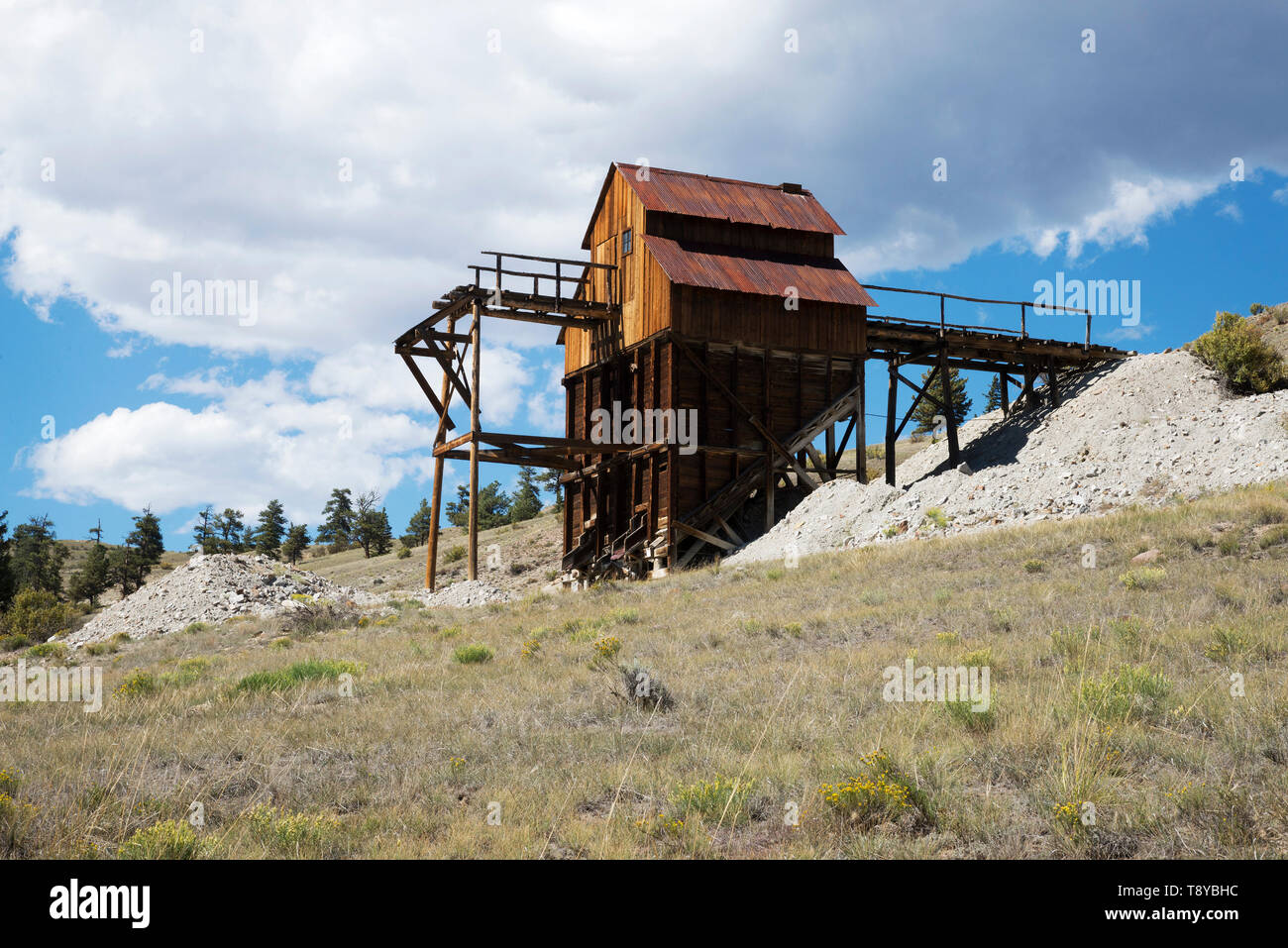 Historic Clay Mine, which extracted bentonite clay used in WW II ...