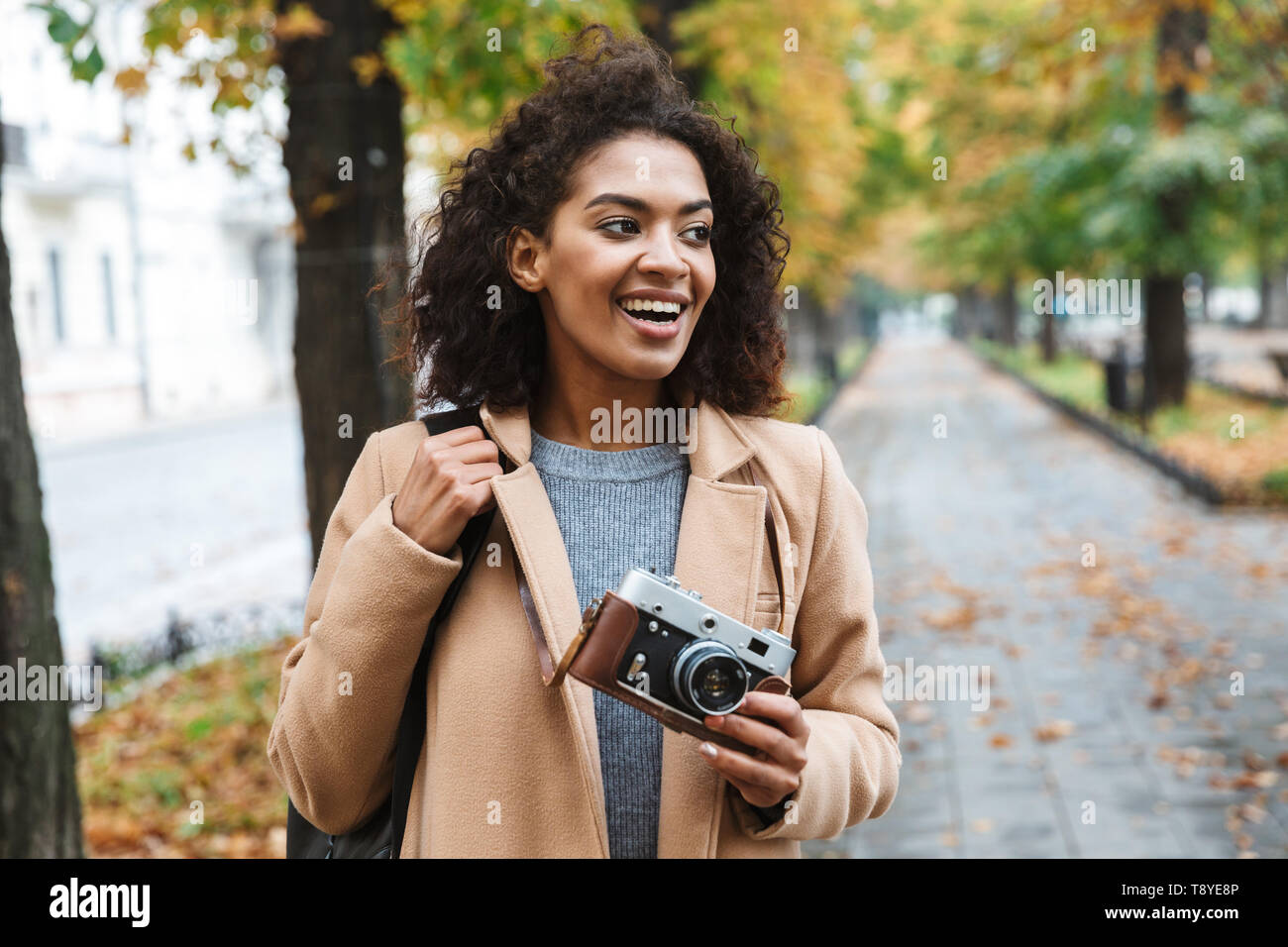 African american traveler europe hi-res stock photography and images - Alamy