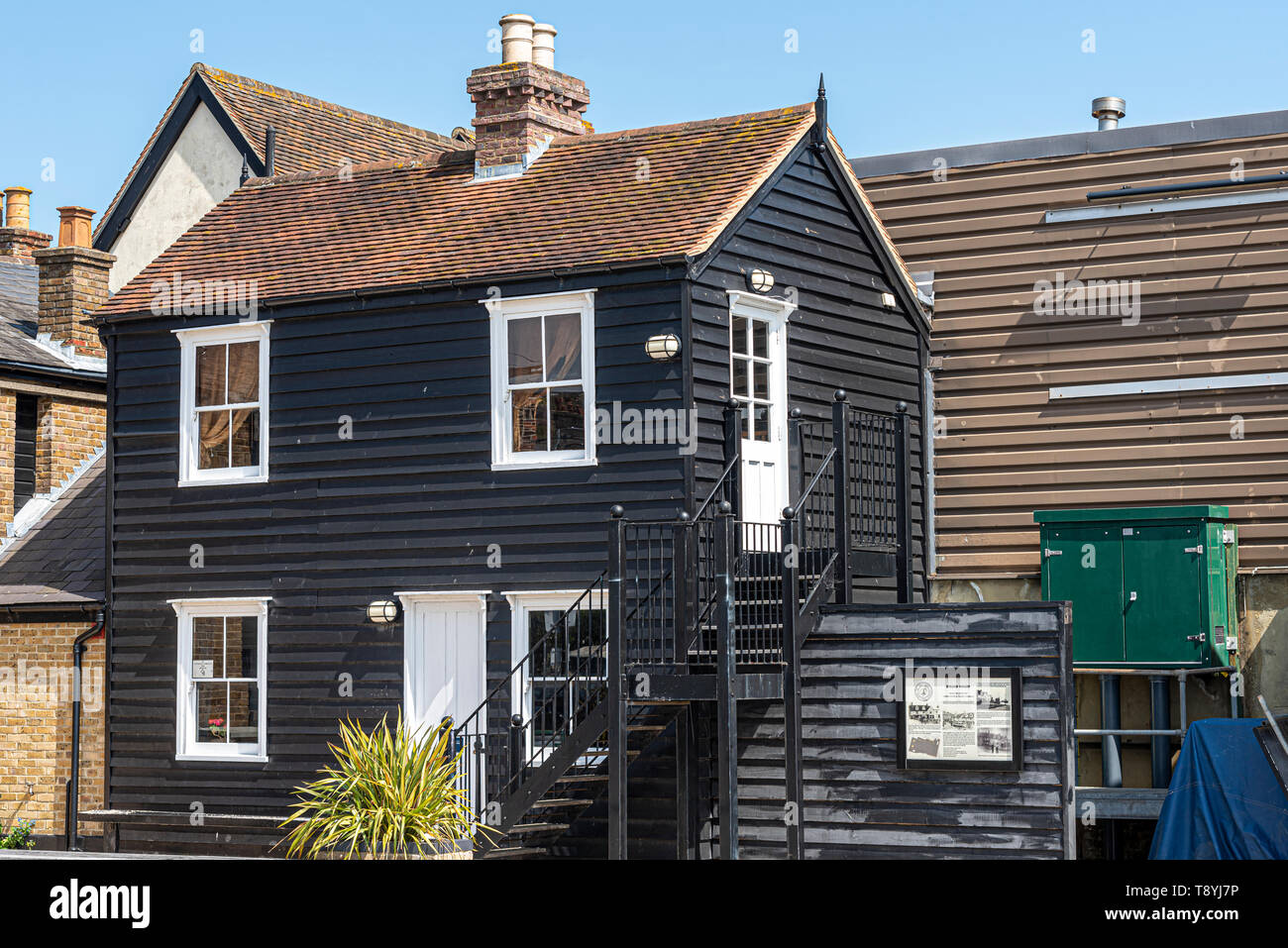 Leigh town centre hi-res stock photography and images - Alamy