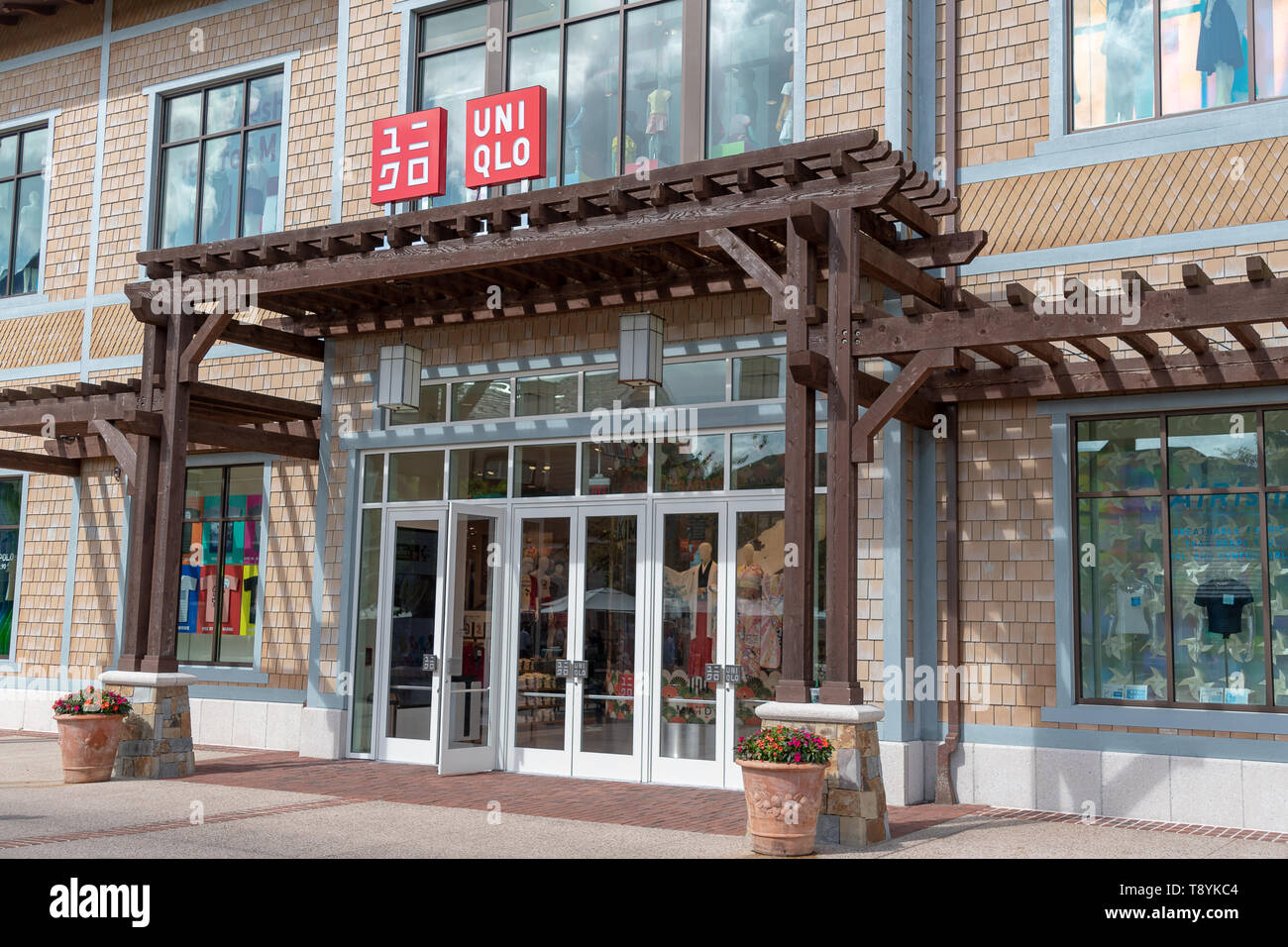 Qlo design hi-res stock photography and images - Alamy