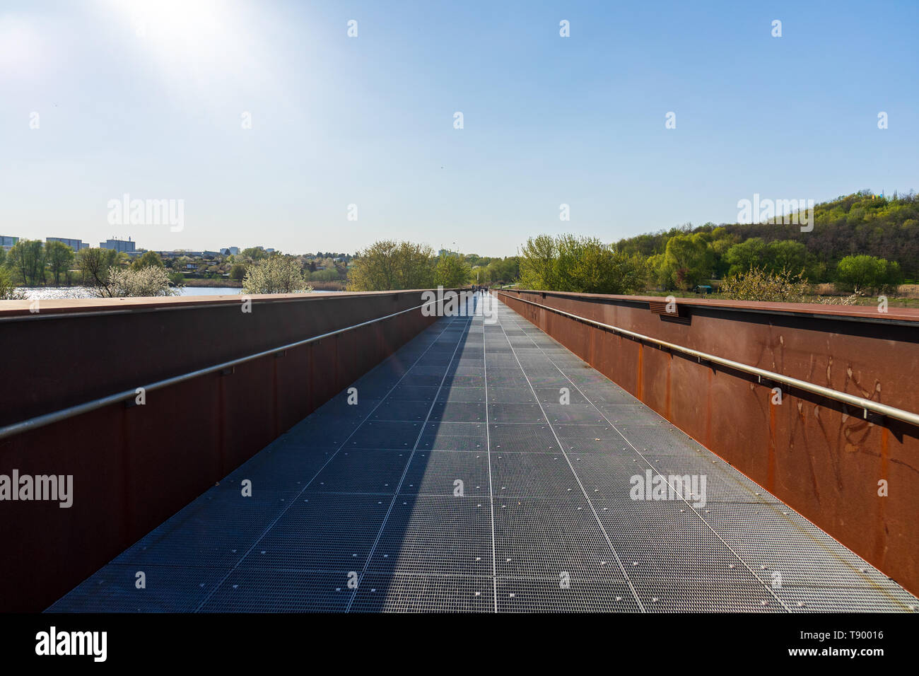Iron bridge extending into the distance Stock Photo - Alamy